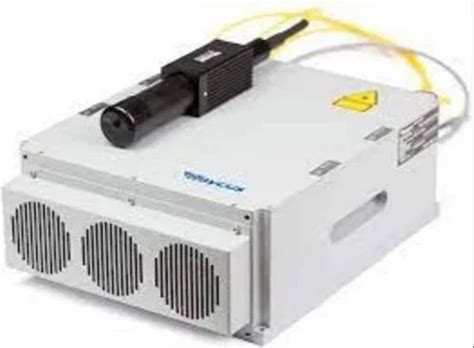 24v Dc Single Raycus Fiber Laser Source 30w Working Life 100000 Beam Diameter 8 Mm At