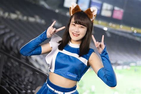 「きつねダンス」で球場を盛り上げるファイターズガール12名の素顔。ダンスの魅力、熱くなった試合を語ってもらった Web Sportiva