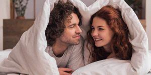 How You Should Be Having Sex According To Your Menstraul Cycle Phase