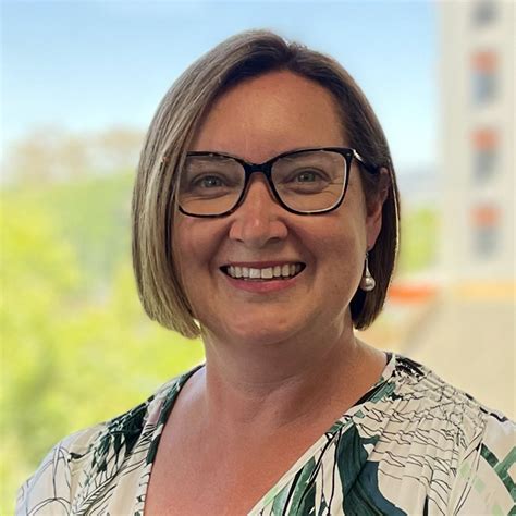 Emily Mansfields Instagram Twitter And Facebook On Idcrawl