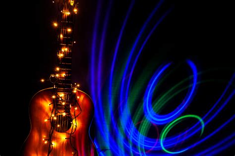 새해 화환에서 여섯 문자열 기타 10 월 1 음악의 국제 의 날 복사 스페이드 0명에 대한 스톡 사진 및 기타 이미지 0명