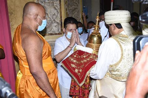 Dr Saman Weerasinghe Dr Saman Weerasinghe Foundation