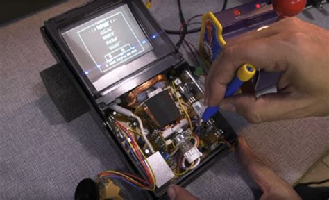 Tiny Arcade Uses Tiny CRT