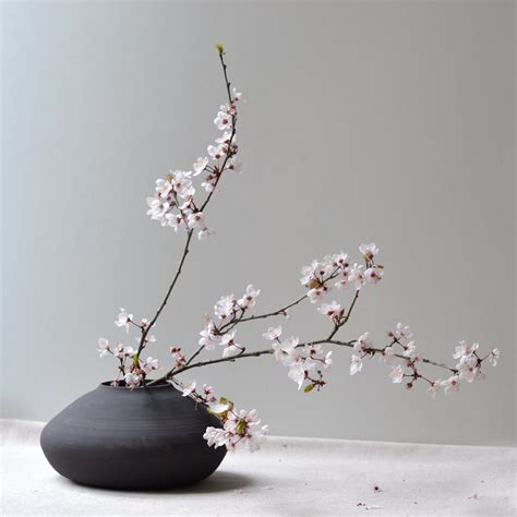 Black Ikebana Vase At Charles Six Blog