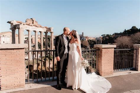 Quietly Documenting Weddings In Italy Gabriellazuccotti Com