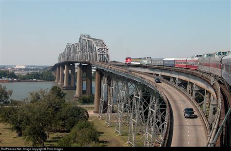 Trains In The Middle Of Freeways Amtrak Unlimited Discussion Forum