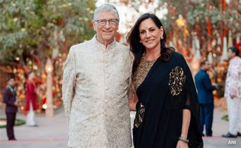 Paula Hurd Microsoft Co Founder Bill Gatess Serious Girlfriend