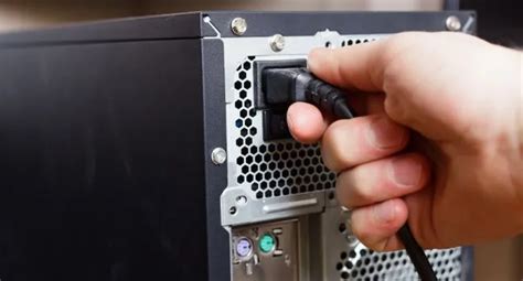 How To Remove Thermal Paste From Your CPU