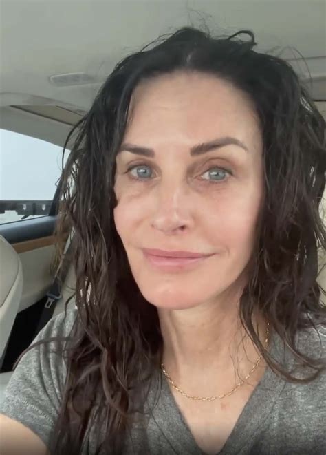 Courteney Cox Is Naturally Beautiful And She Isnt Afraid To Go Au