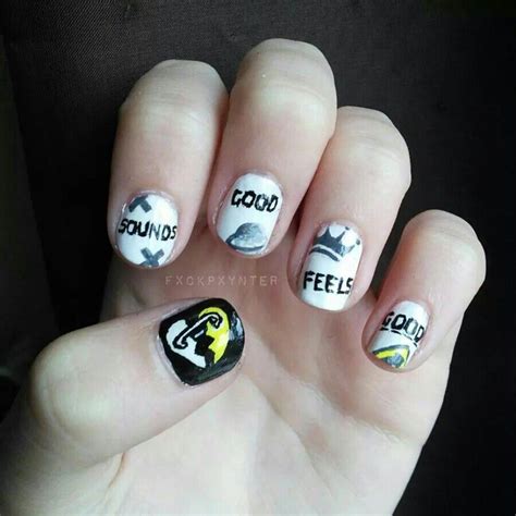 Pin By Alexandra On 5sos Nail Inspo 5sos Nails Band Nails Nails