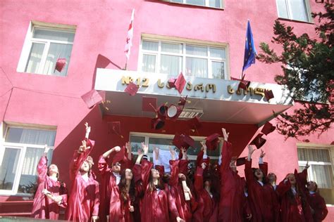 კახიანოურის ისტორია სკოლები