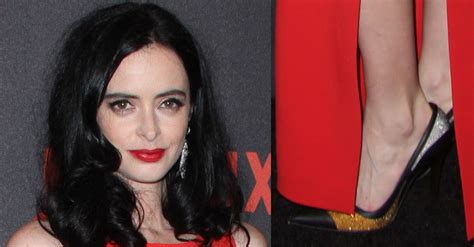 Krysten Ritter Oozes Sex Appeal With Red Lipstick And Dark Eyeliner