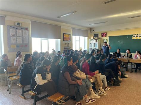 Кино хэлэлцүүлэг зохион байгуулав