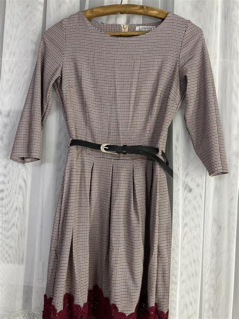 Сукня — ціна 200 грн у каталозі Короткі сукні Купити жіночі речі за доступною ціною на Шафі