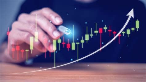 Premium Photo Businessman Or Trader Analyzing Forex Trading Graph