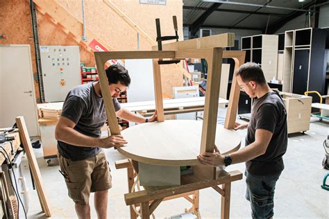 Secrets De Fabrication À Hésingue Martinuzzi Transforme Le Bois En