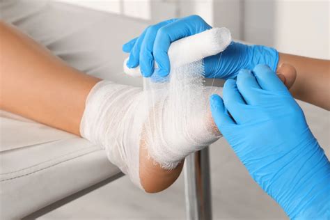 How To Tape Your Foot For Plantar Fasciitis What To Know Comrad