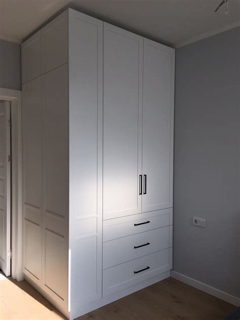 Шкаф в стиле неоклассика белый с фасадами мдф белый по выгодным ценам ...