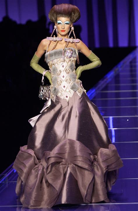 Christian Dior Spring 2004 Couture Collection Vogue Christian Dior