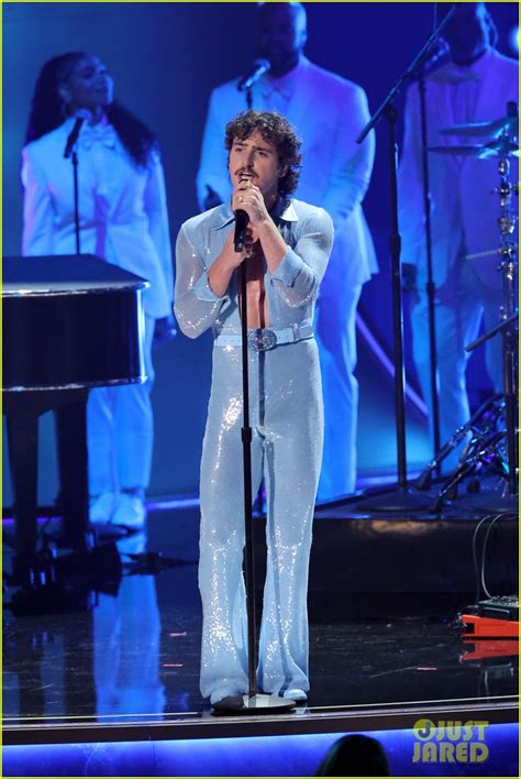 Benson Boone Goes Viral For Crotch Grab During Grammys 2025 Performance