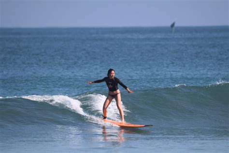 Bali Surf Lessons For Beginners Couple At Kuta Beach