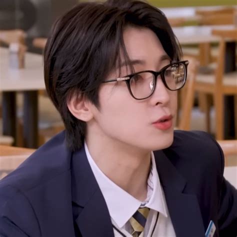 Pin Oleh Nan Di Nonu