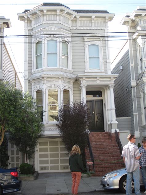1709 Broderick Street Inside