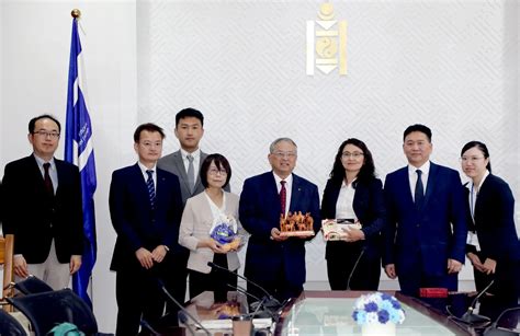 Гэр бүл хөдөлмөр нийгмийн хамгааллын яам