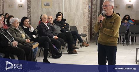 Младостта се завърна в Добрич с музика и слово от Илиян Колев и д р Златко Златев Про Нюз Добрич