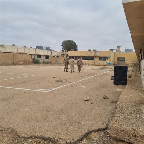 Sport Und Spielplatz Auf Der Jordanischen Air Base Lachen Helfen E V