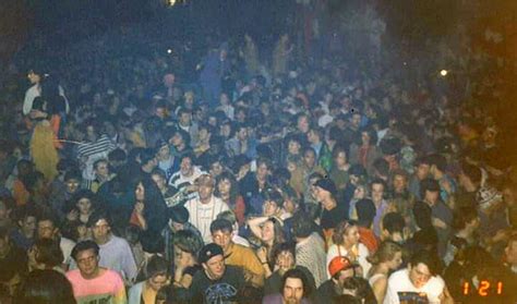 A Nostalgic Look At Late 1980s And Early 90s Old Skool House Music And