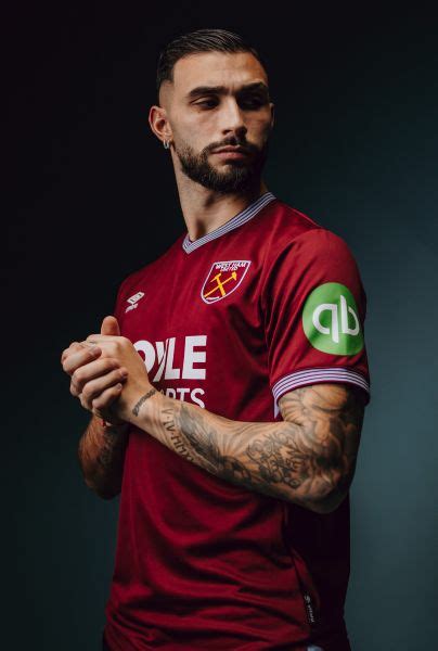 Taty Castellanos Llega A La Premier League Y Se Transforma En El Tercer