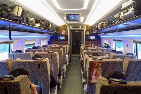 Car 1 Interior Of Cr400af 2006 20170908110910 复兴号电力动车组 维基百科，自由的百科全书