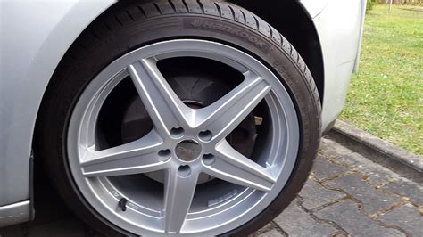 Privatverkauf - Sommer-Kompletträder 7,5 x 17´´ 215/40 R17 NEUWERTIG ...