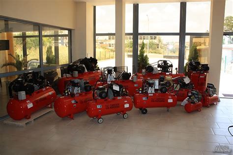 Компресори за въздух 24л 500л Компресори Хасково Компресор за въздух Italy с обем н