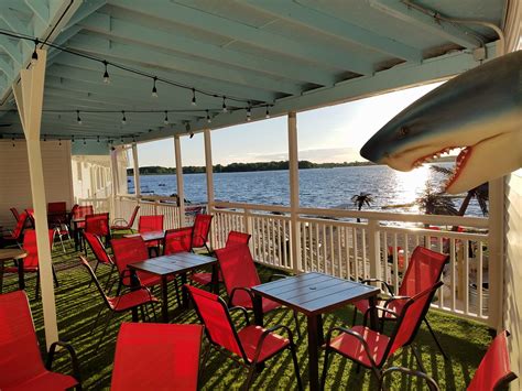 Tiki Beach Resort On Kettle Moraine Lake Tiki Bar Restaurant