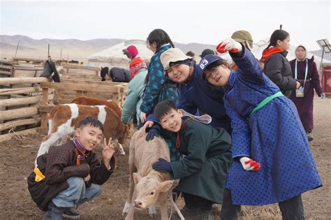 Шинэ Монгол сургууль Added A New Photo Шинэ Монгол сургууль