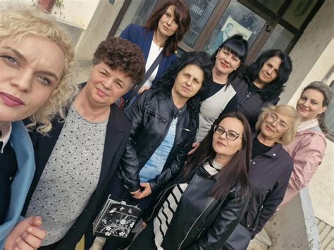 Унија на жени на ВМРО Унија на жени на ВМРО ДПМНЕ Ресен