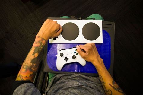 microsoft s new xbox controller puts disabled players back in the game