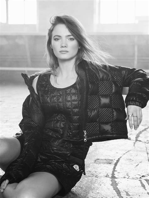 Freya Allan The Standard Might Be Guilded But Its Touchable