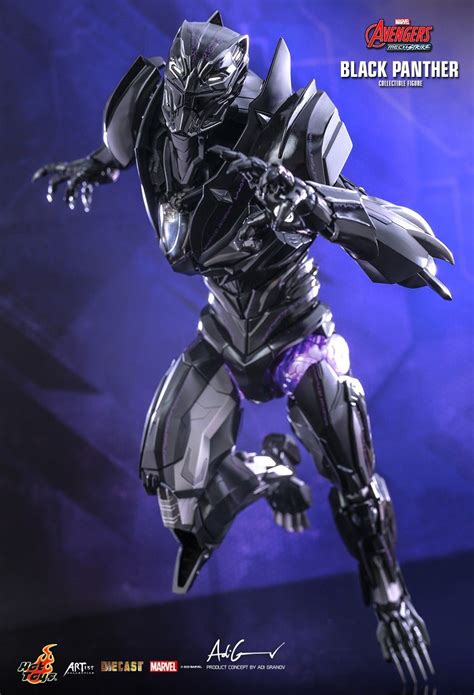 Pantera Negra Mech Strike da Hot Toys