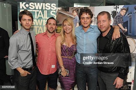 135 Jennifer Devlin Fotos Und Hochauflösende Bilder Getty Images