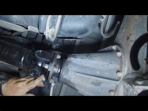2006 Toyota Tundra U Joint Vibration And Driveshaft Replacement Youtube