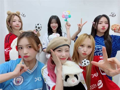 아스날 유니폼 입은 아이돌 해외축구 에펨코리아