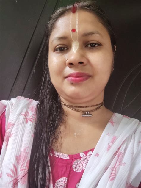 Ruma Biswas সকল ভক্ত বৃন্দকে জানাই শুভ সকালের অনেক অনেক Facebook