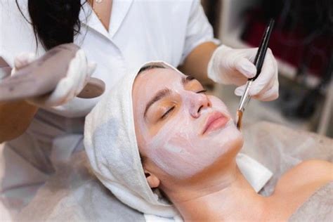 Facial Threading What Are Its Impacts On Your Skin Pretty Angels Salon