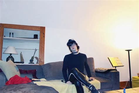 Latexpussycat The Androgynous Leather Bitch Nude Pics Xhamster