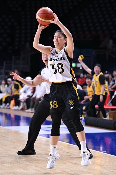 [기록] ‘개인 최다 3점슛 6개 22점 나윤정 패배에도 Kb의 소득