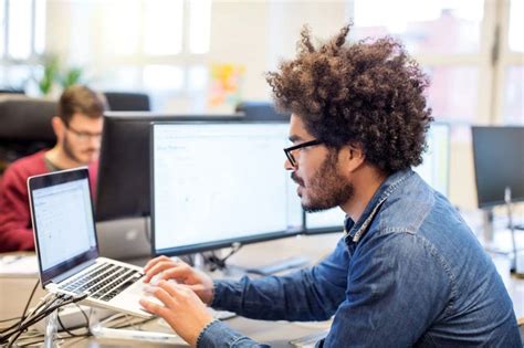 on linkedin vue uiux developers vuedeveloper