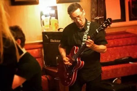 Tributes As The Loop Guitarist Andy Abbott Dies After Brave Cancer Battle Lancslive